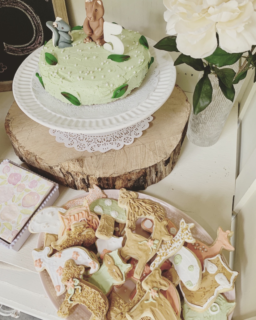 The Most Delightful Woodland Animal-Themed Tea Party! - lifeonfern.com