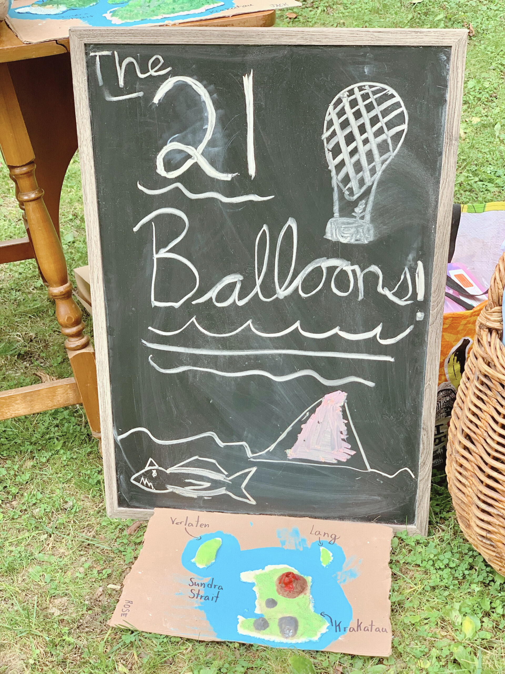How to Host a Twenty-One Balloons Book Discussion - lifeonfern.com